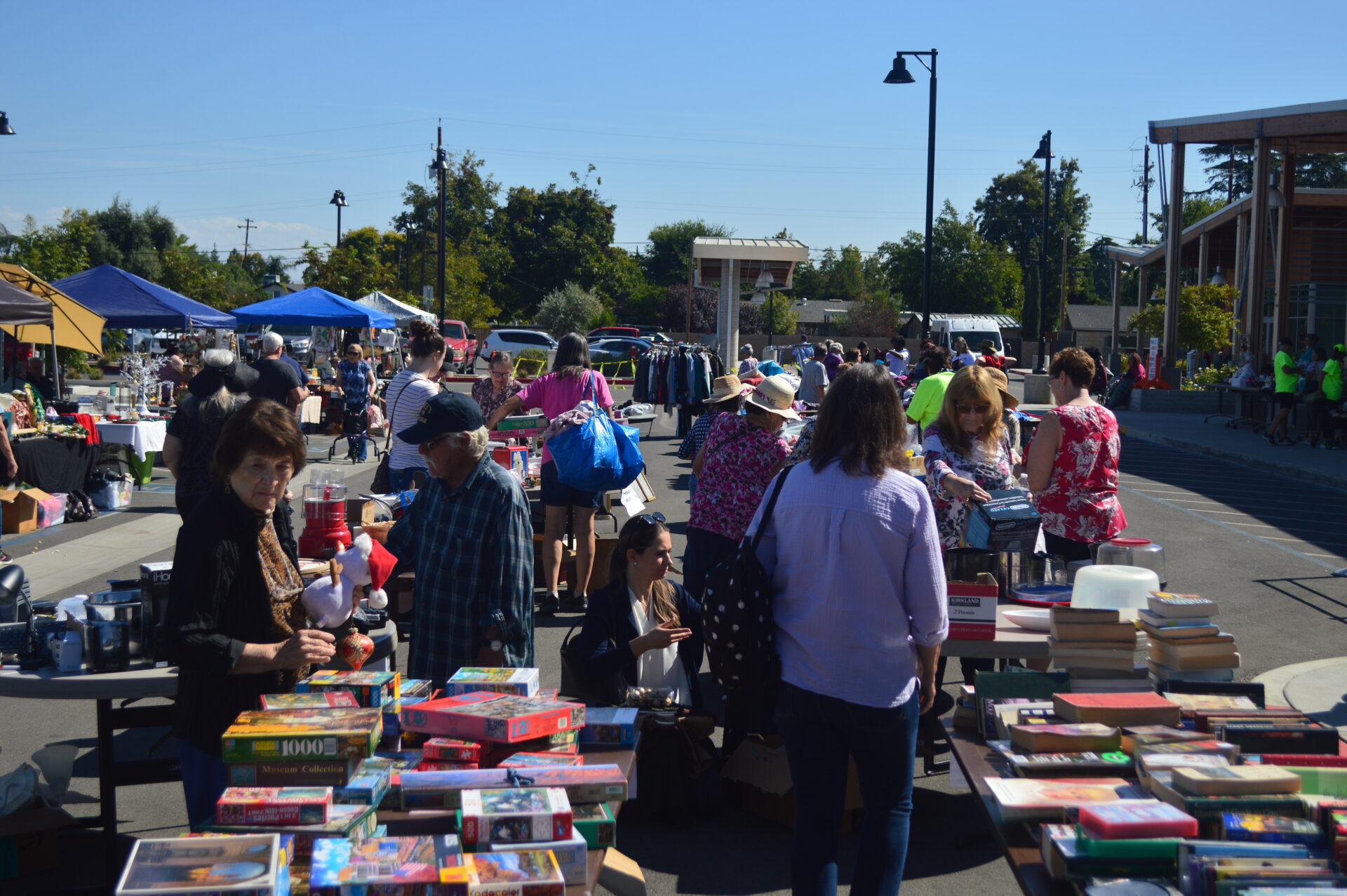 Treasure hunting at Clovis Senior Activity Center’s rummage sale ...